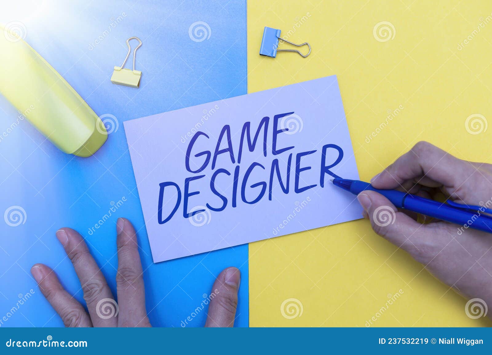 Writing Displaying Text Game Designer. Word for Campaigner Pixel ...