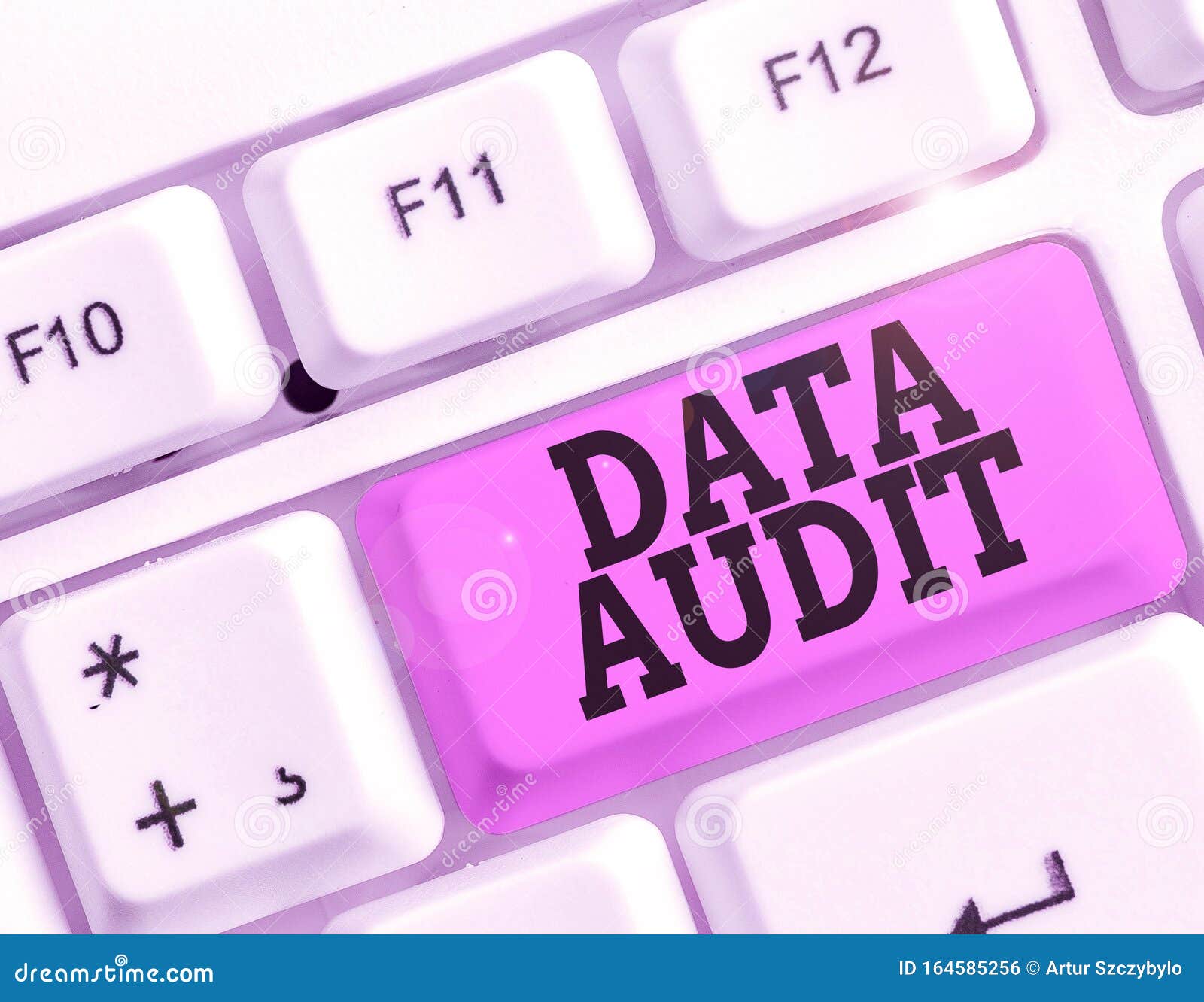 Writing Note Showing Data Audit. Business Photo Showcasing Auditing of ... Writing Note Showing Data Audit. Business Photo Showcasing Auditing of ...