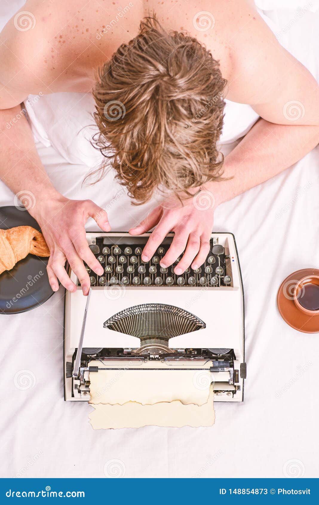 Writing Routine. No Day without Chapter. Vintage Typewriter Concept ...