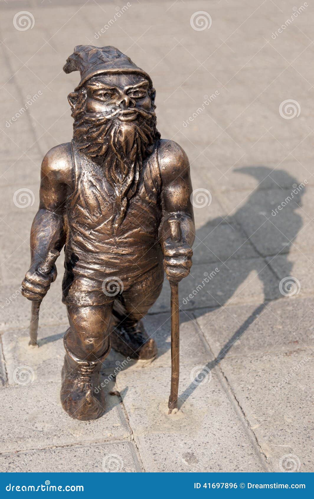 Wroclaw Dwarf editorial photo. Image of nordic, wroclaw - 41697896