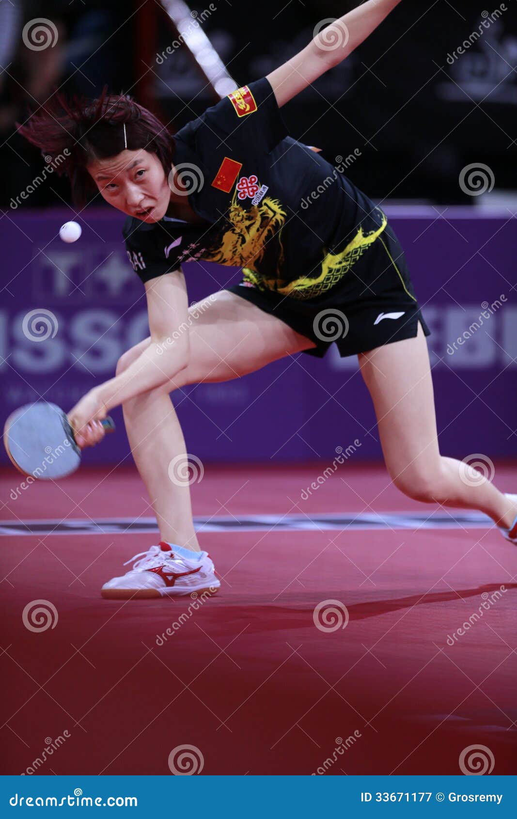 WU Yang (CHN) redactionele fotografie. Image of pong - 33671177