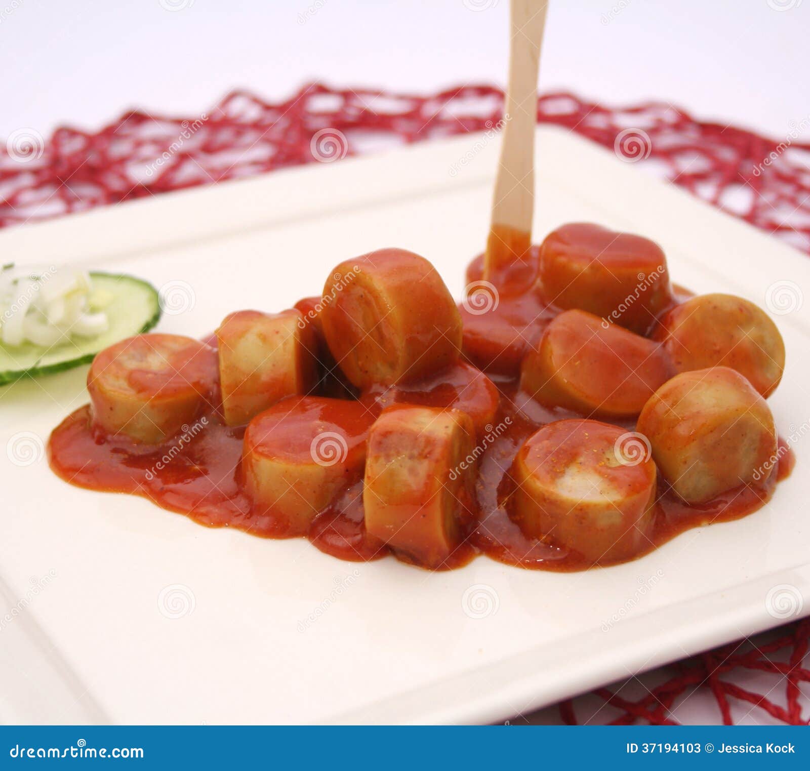 Wurst mit Ketschup stockbild. Bild von abendessen, mittagessen - 37194103