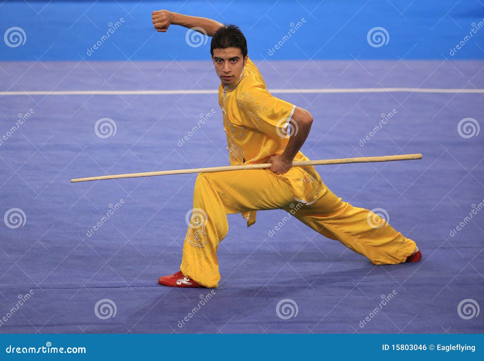 Wushu gun shu performance editorial photo. Image of combat - 15803046