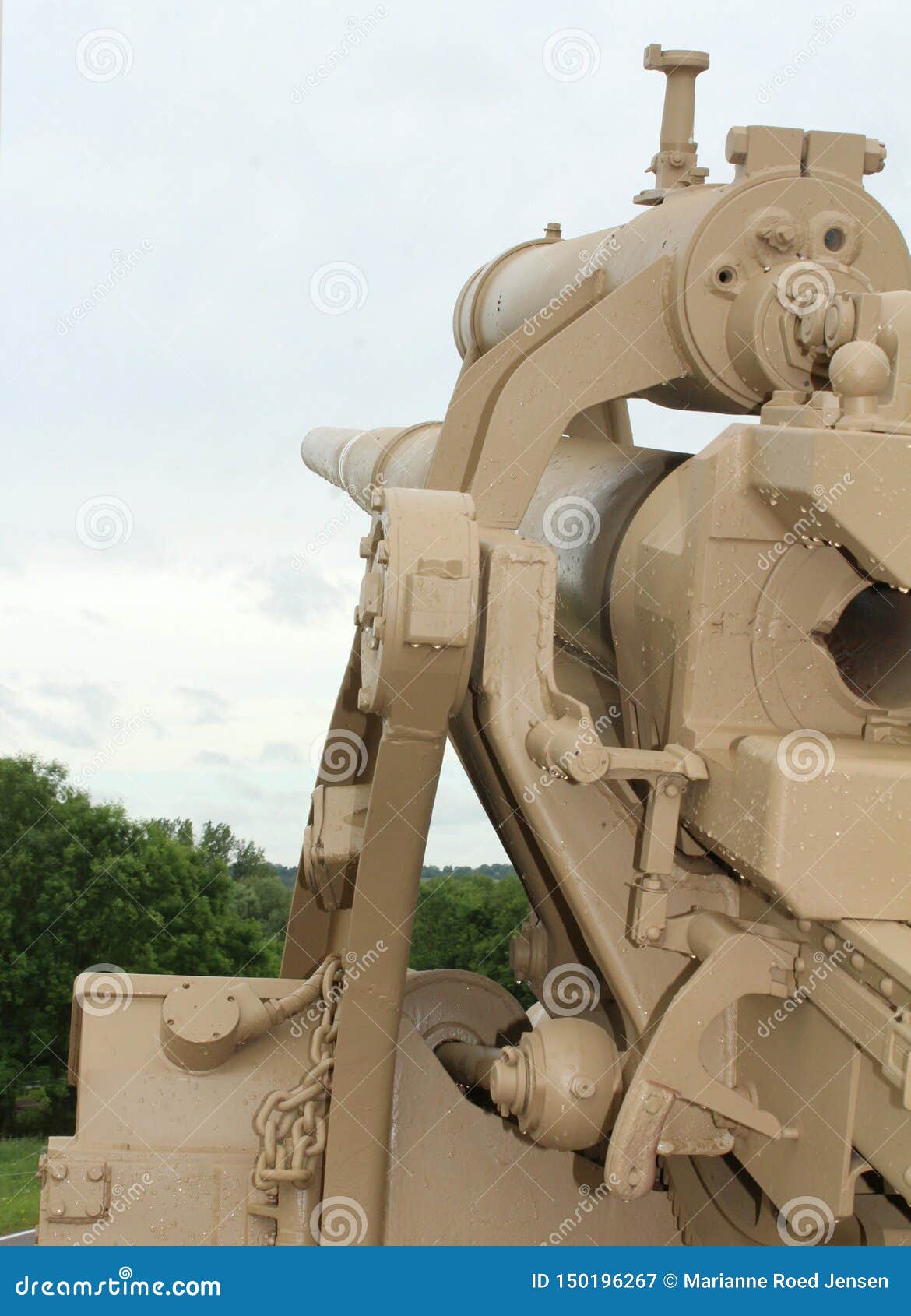 The WW2 German 88 Mm Cannon Stock Image - Image of cannon, german ...