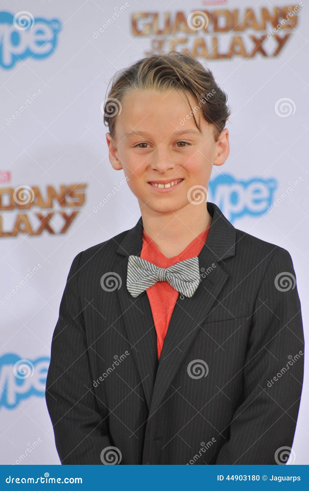 Wyatt Oleff imagen editorial. Imagen de negro, fama, medio - 44903180