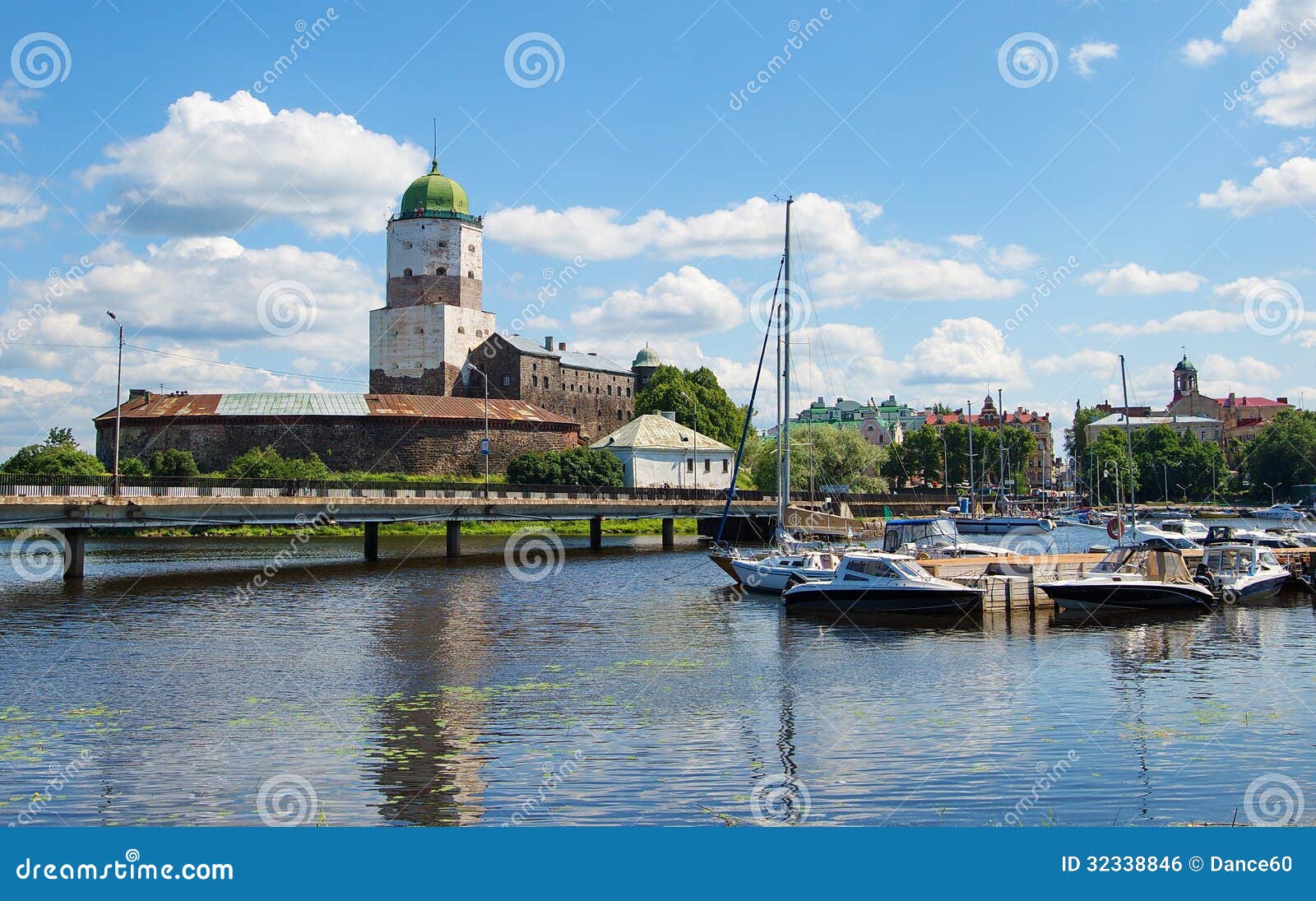 Wyborg stockfoto. Bild von mittlere, lieferungen, seebrücke - 32338846
