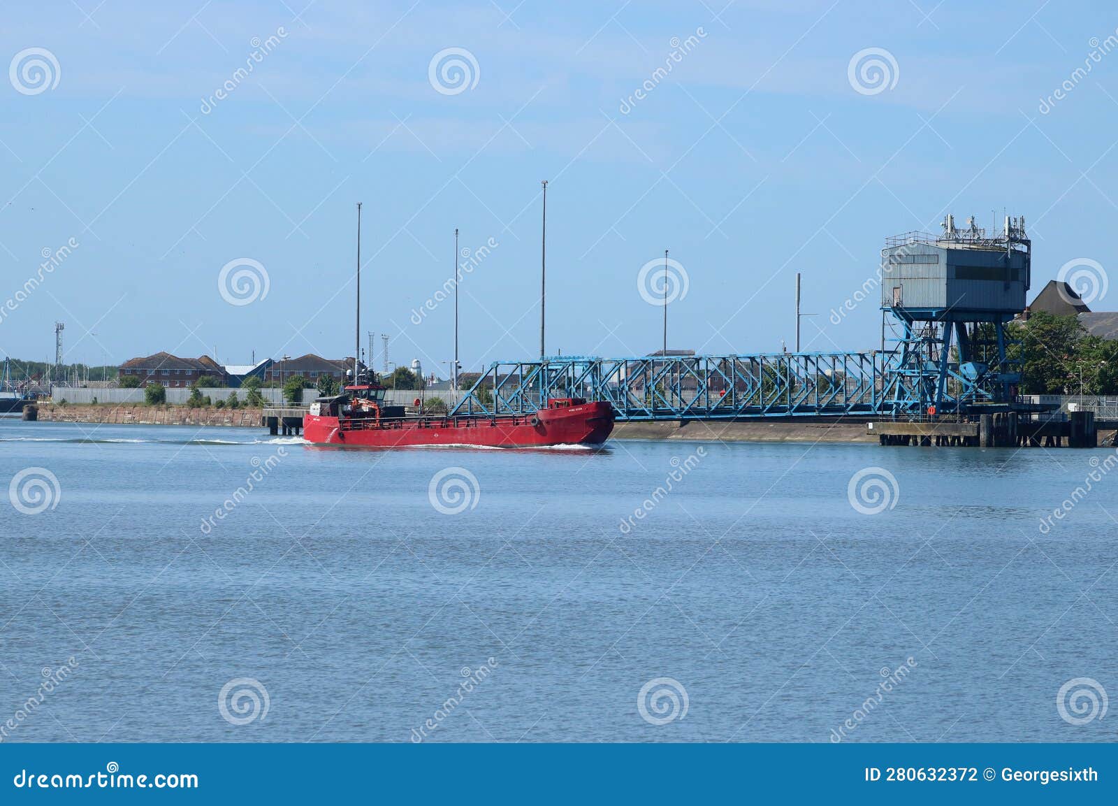 Wyre River Hopper Barge in River Wyre, Fleetwood Editorial Photography ...