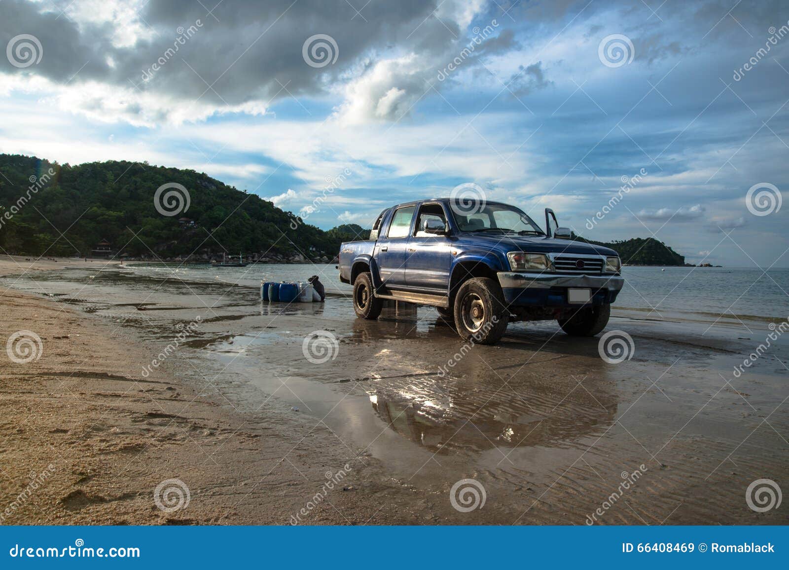4x4 on the beach stock image. Image of travel, nature - 66408469