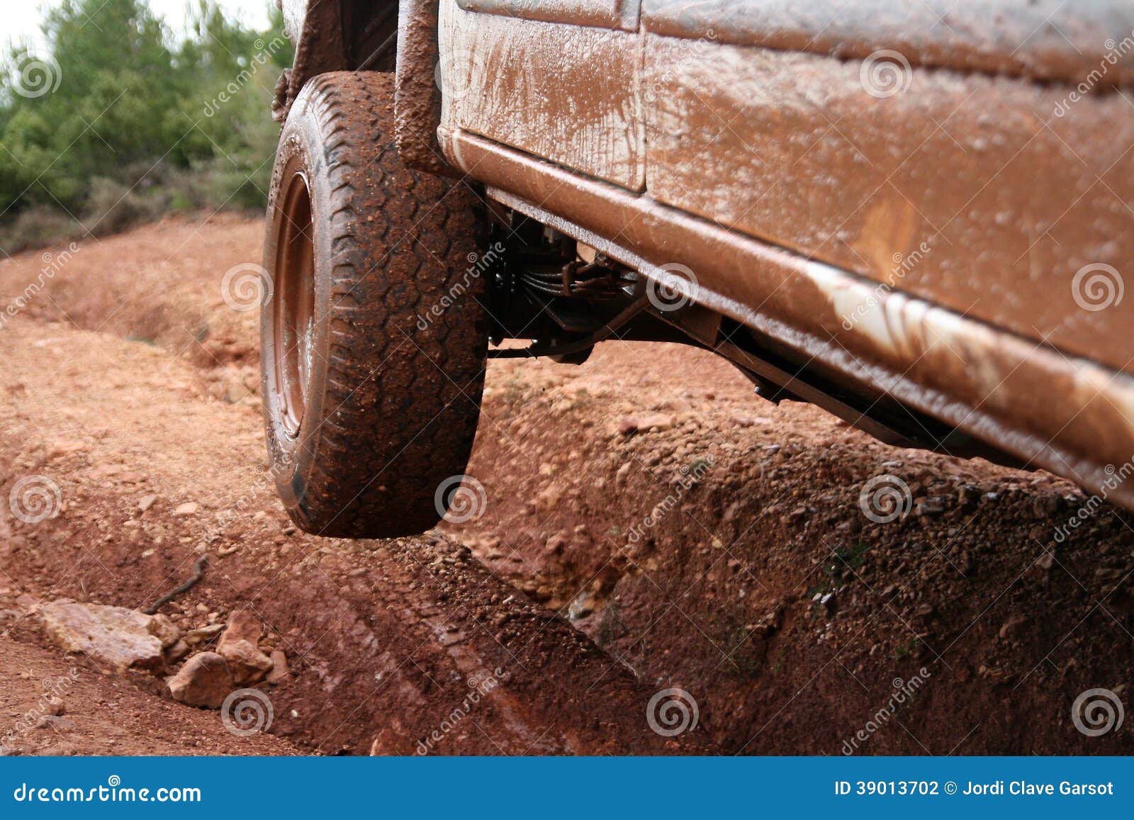 4x4 offroad stock photo. Image of tire, land, fast, race - 39013702
