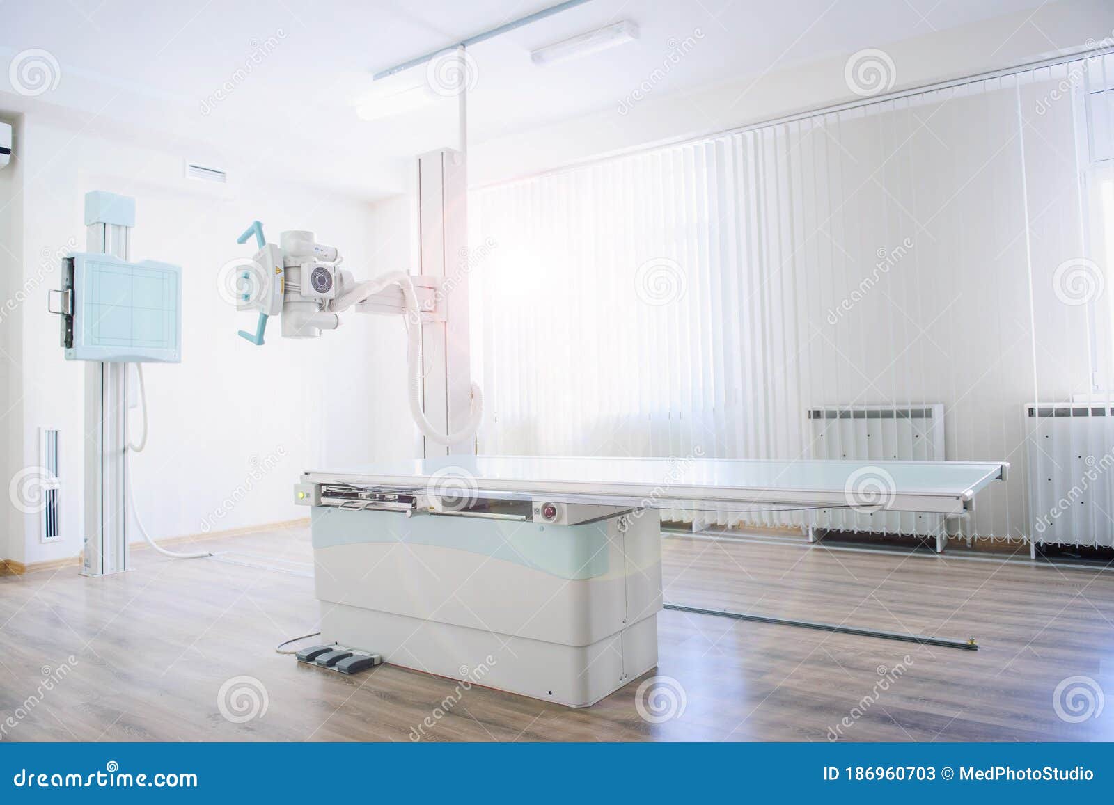 X-ray Machine and Radiology Room Stock Image - Image of examination ...