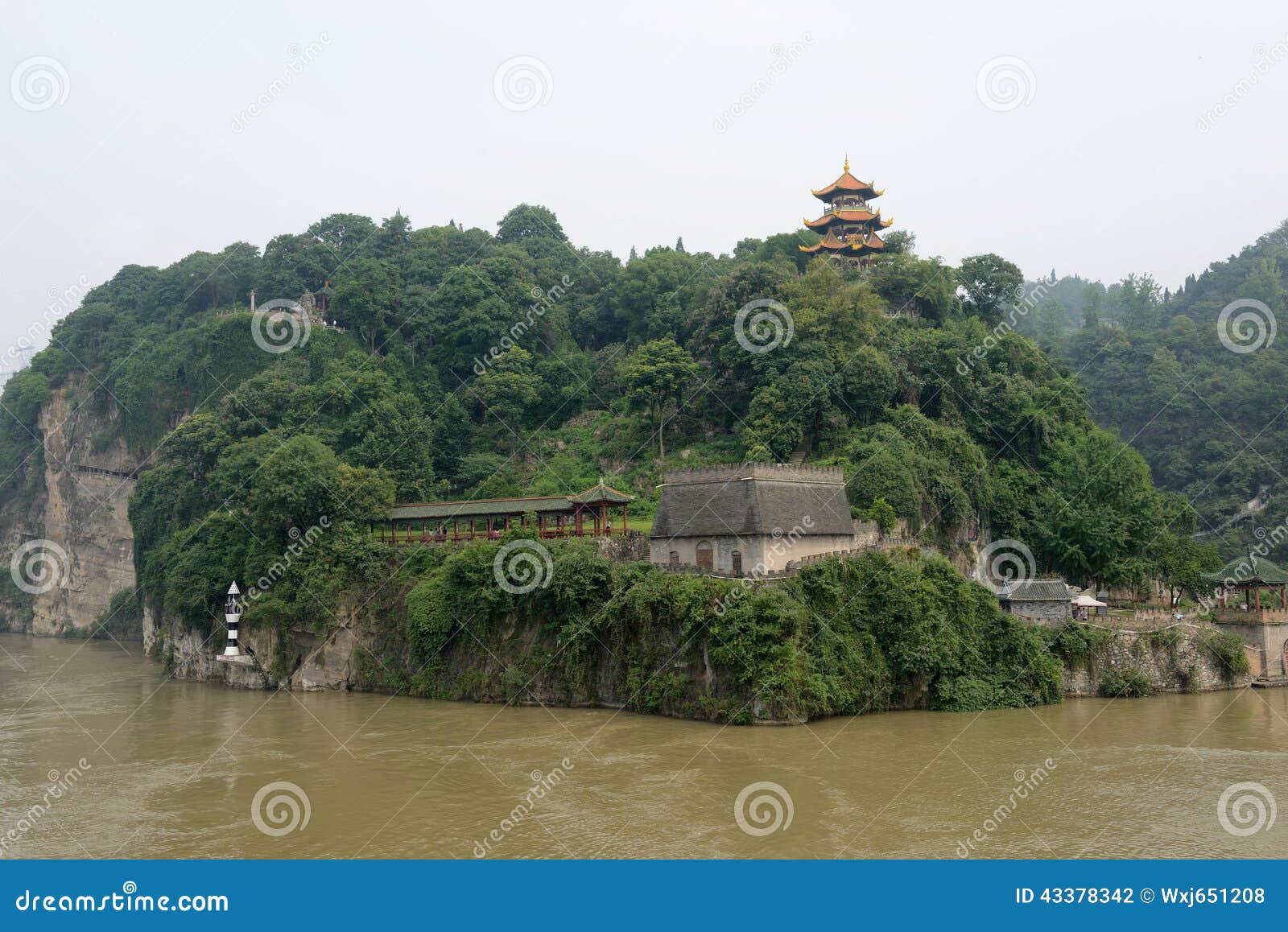 Xiling gorge scenery stock photo. Image of leaves, tourism - 43378342