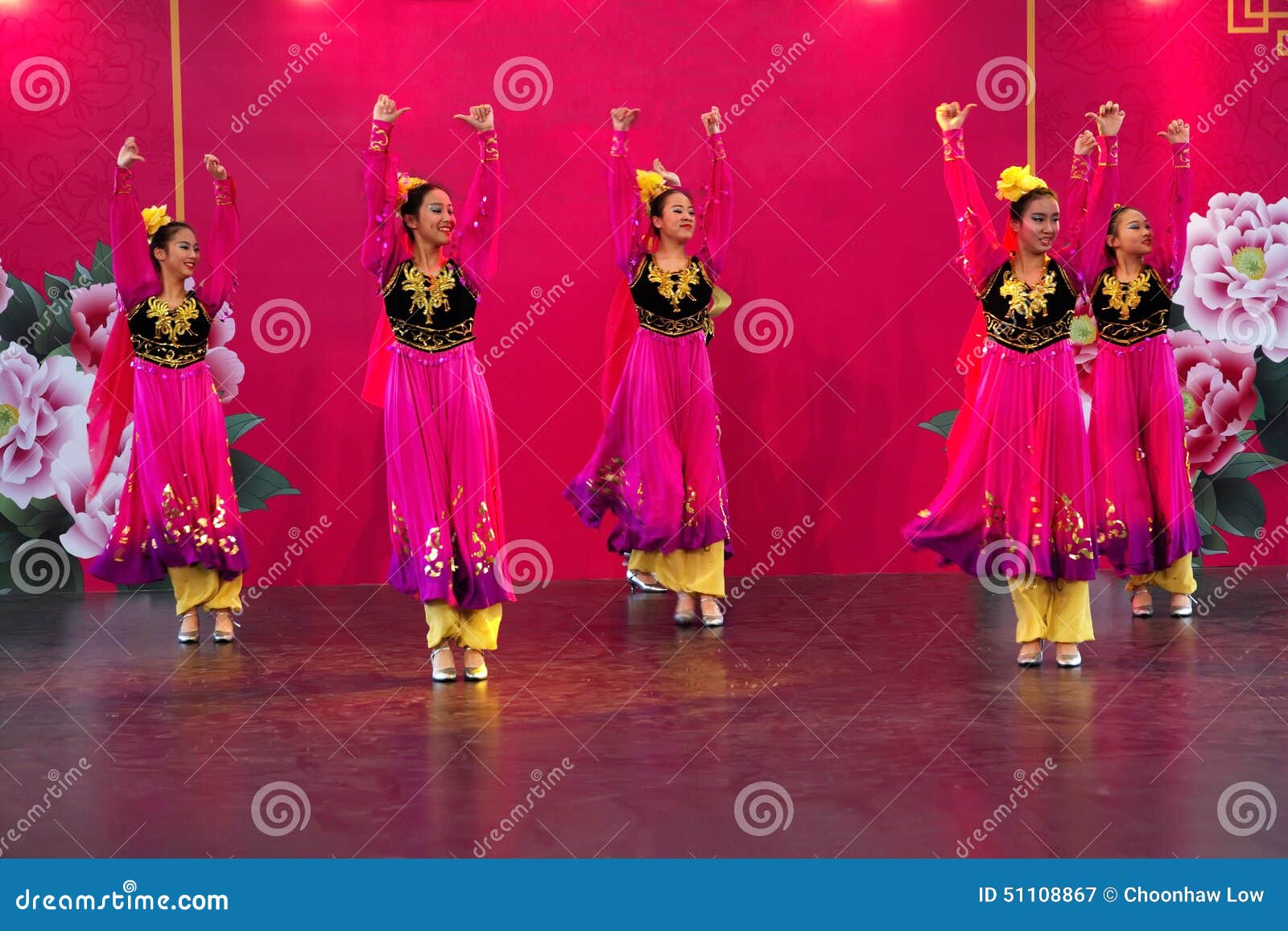 Xinjiang dance editorial photography. Image of xinjiang - 51108867