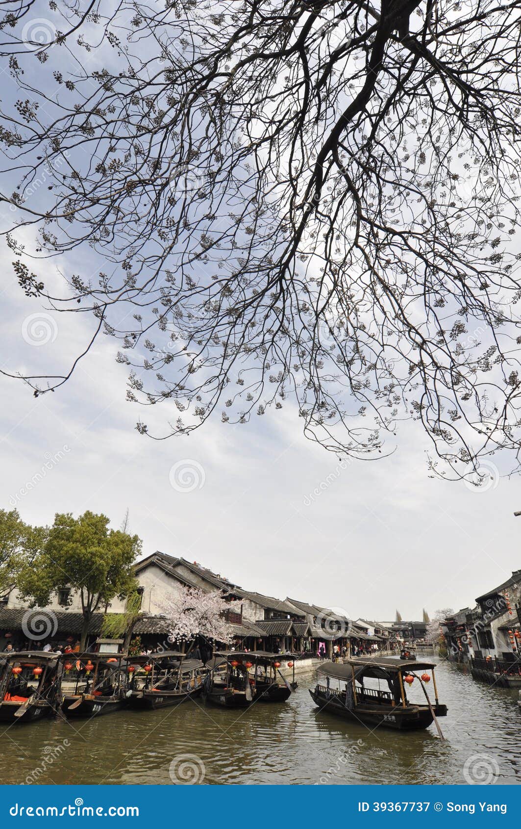 Xitang stock image. Image of sunny, historic, town, ancient - 39367737