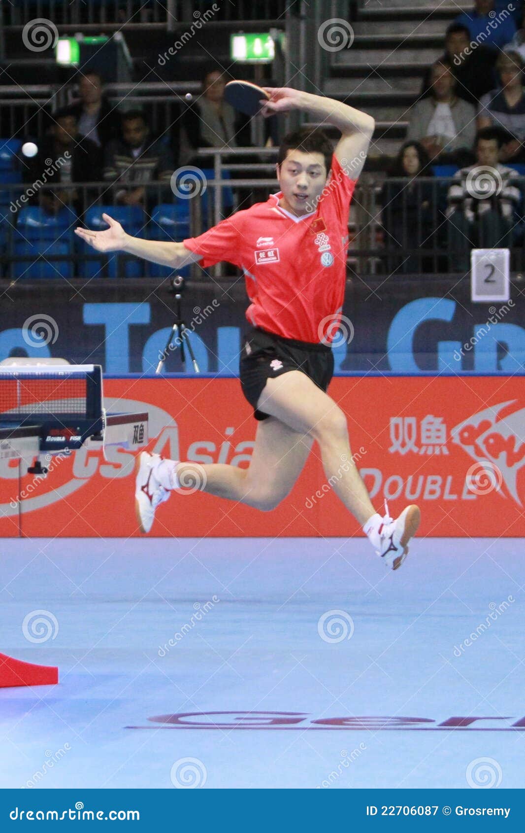 Xu Xin (CHN) editorial photography. Image of championships - 22706087