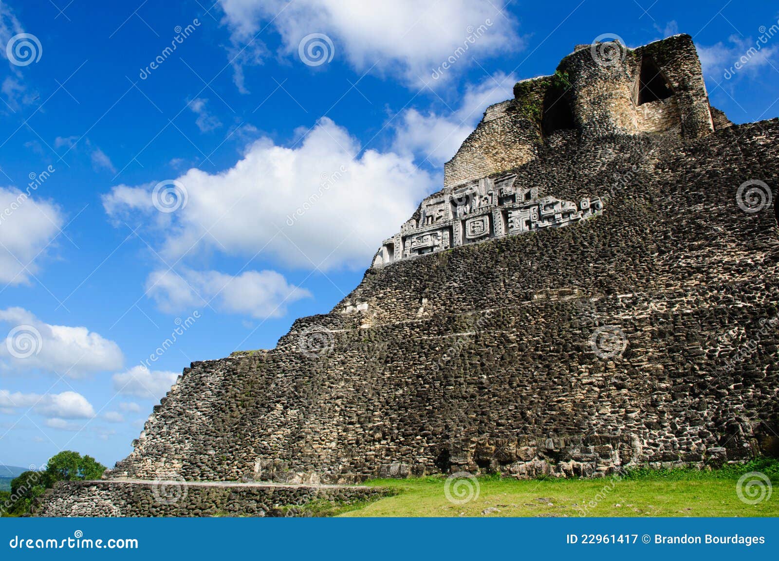 Xunantunich Belize Mayan Temple Stock Image - Image of civilization ...