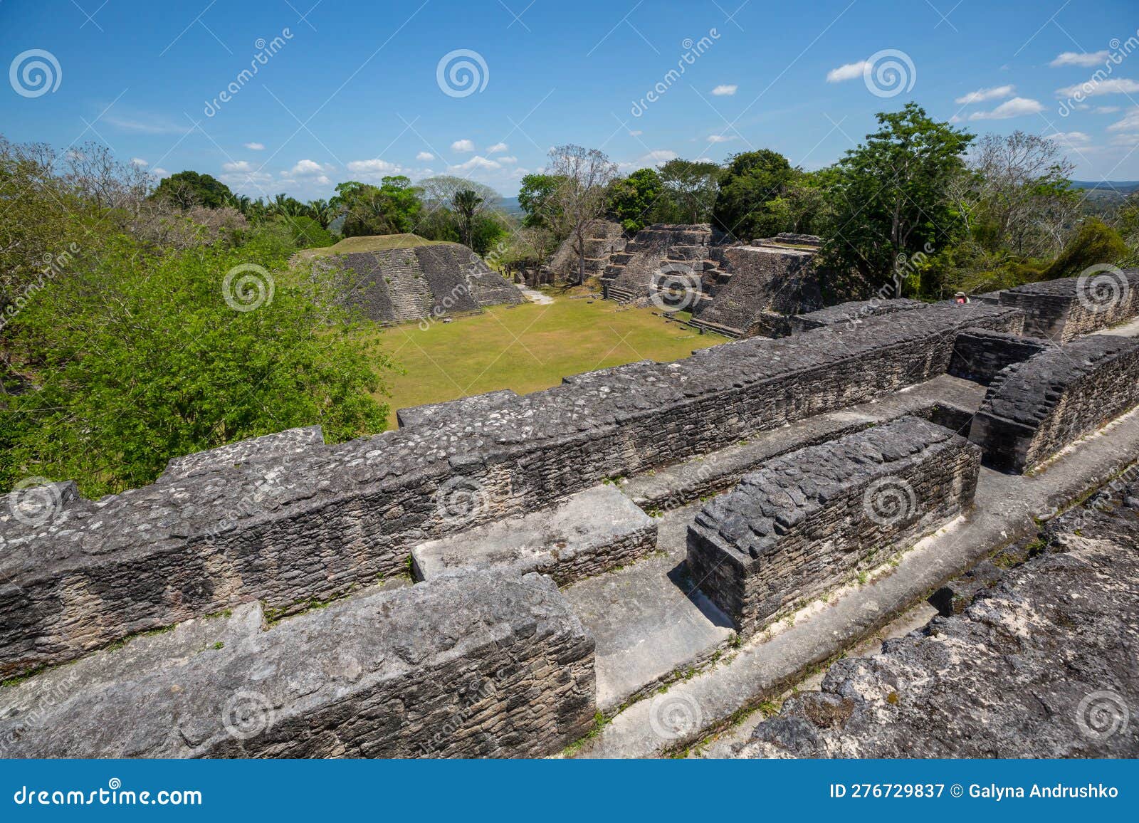 Pyramide in Belize stock image. Image of pyramid, maya - 276729837