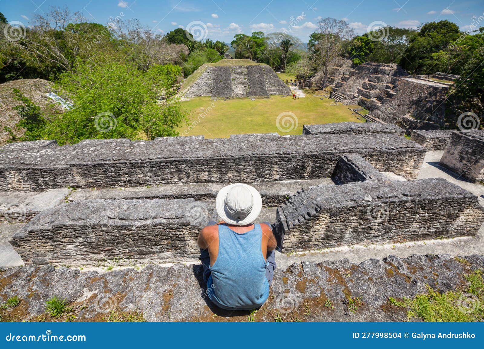 Pyramide in Belize stock photo. Image of vacation, climate - 277998504
