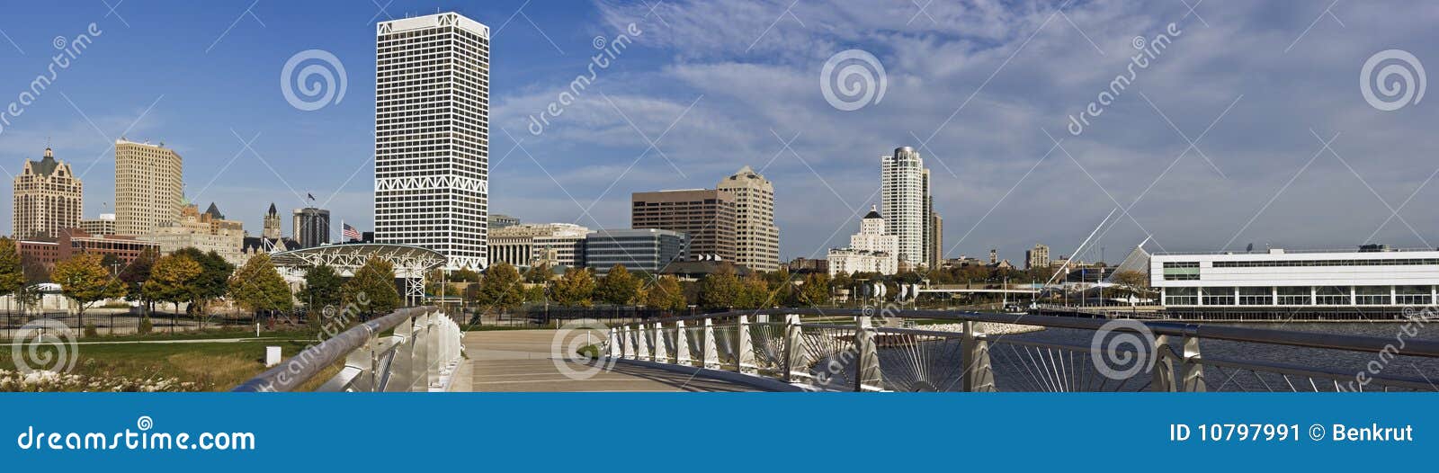 XXXL Panoramic Morning in Milwaukee Stock Image - Image of famous ...