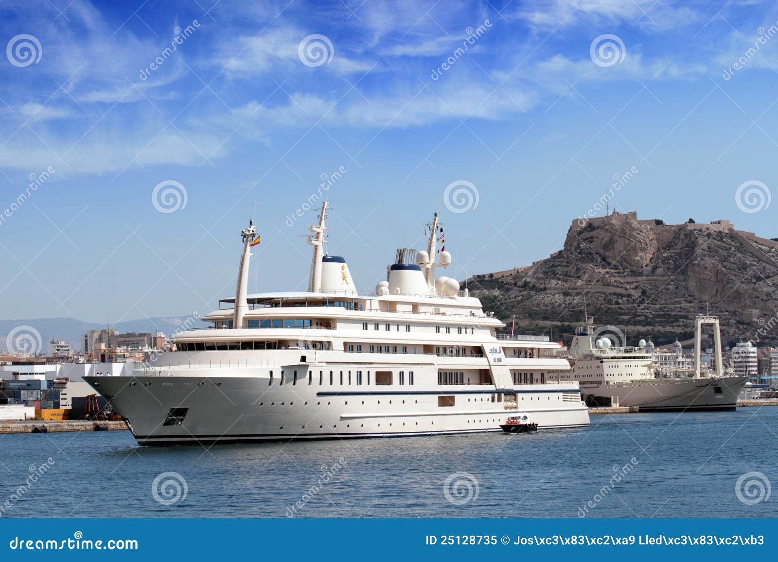 Yacht Al Said editorial image. Image of vacation, boat - 25128735