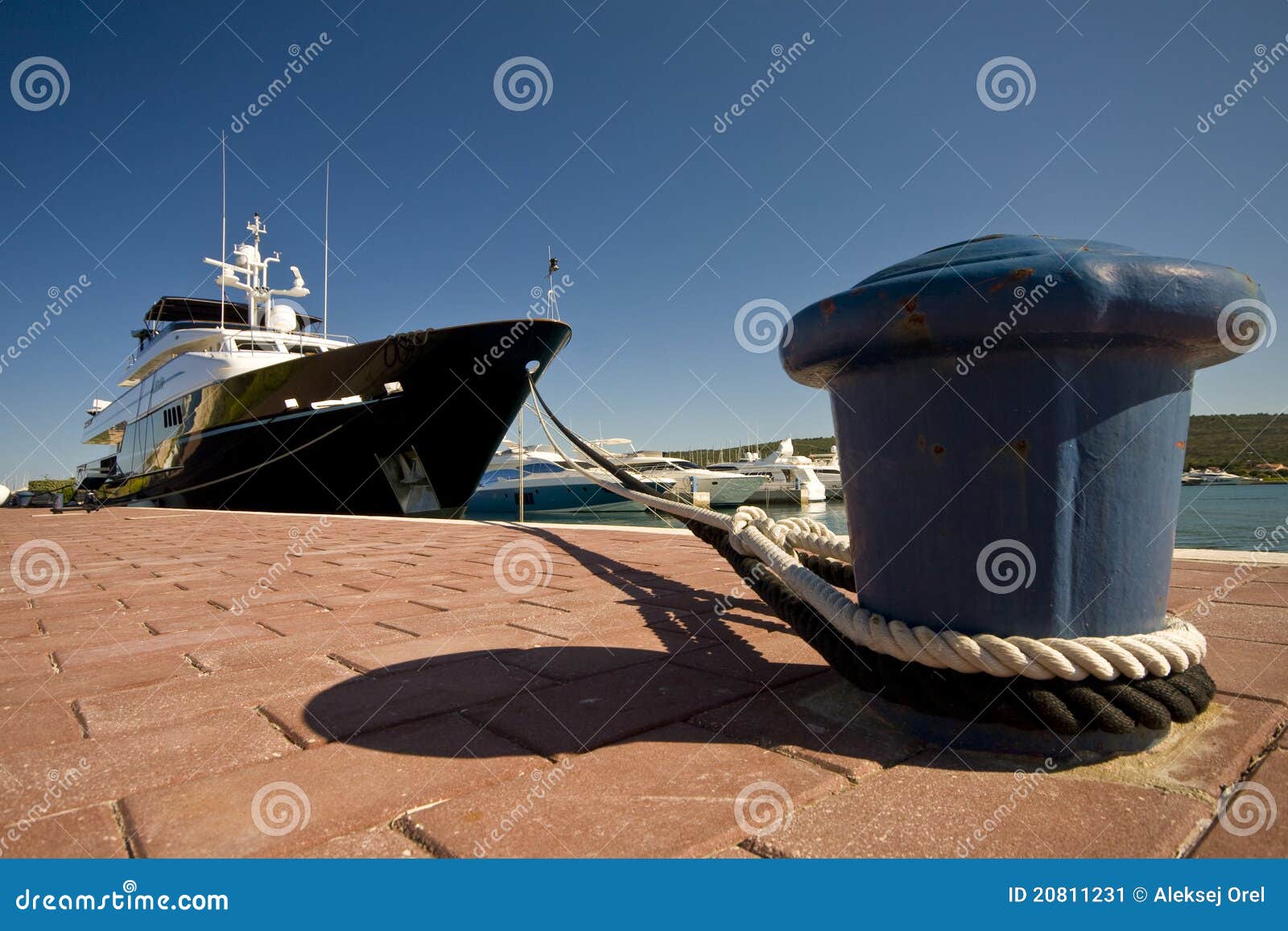 The Yacht and the the Berth Stock Image - Image of harbour, boats: 20811231