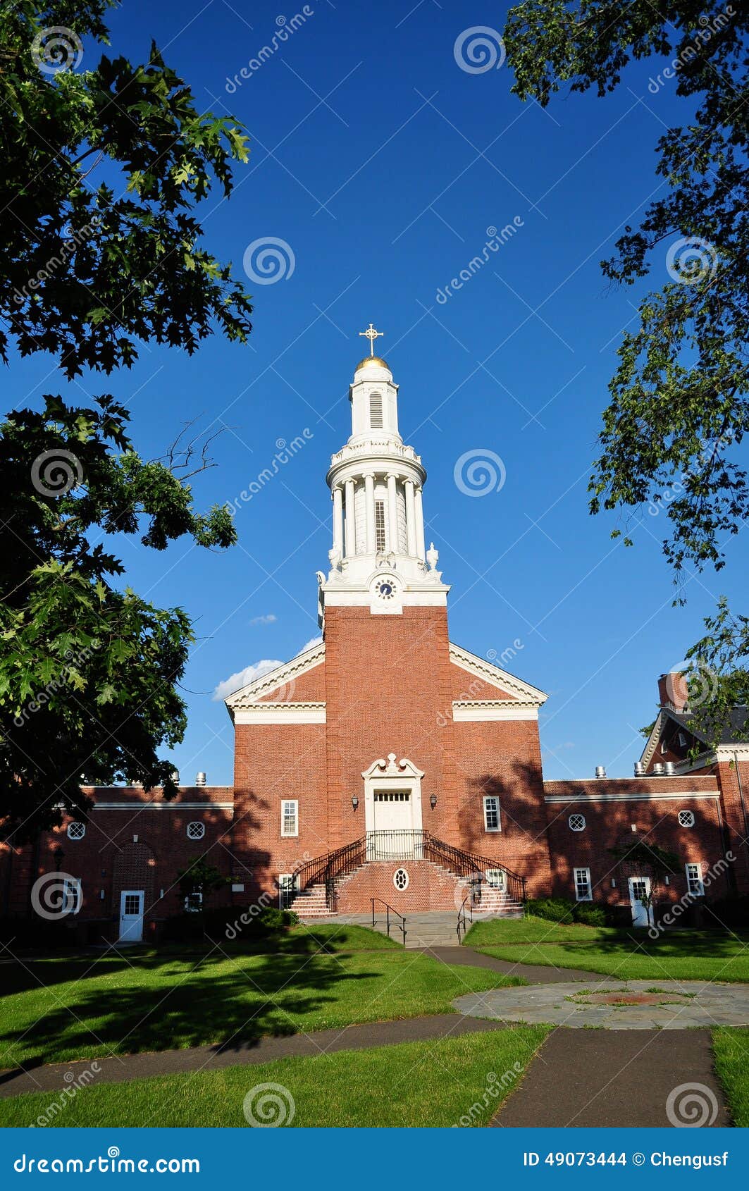 Yale Campus building stock photo. Image of fall, conneticut - 49073444