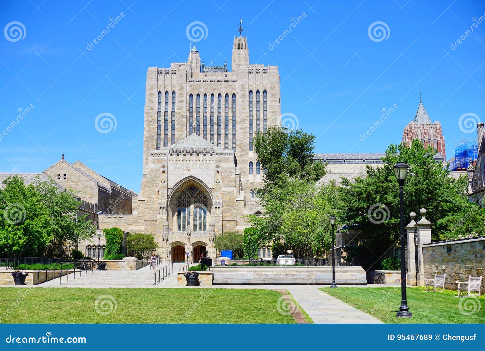 Yale campus building editorial stock image. Image of building - 95467689