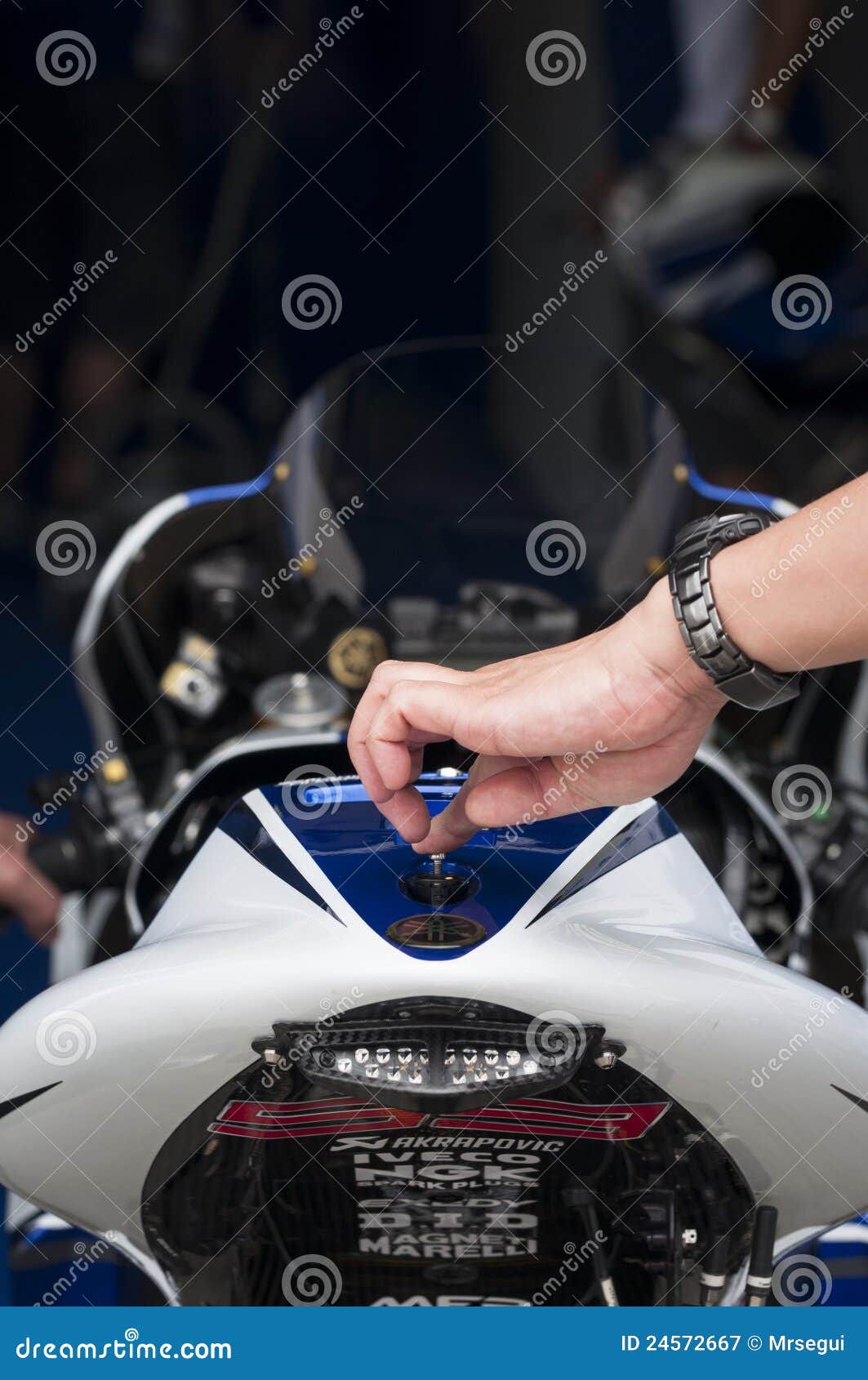 Yamaha Mechanics editorial photography. Image of championship - 24572667