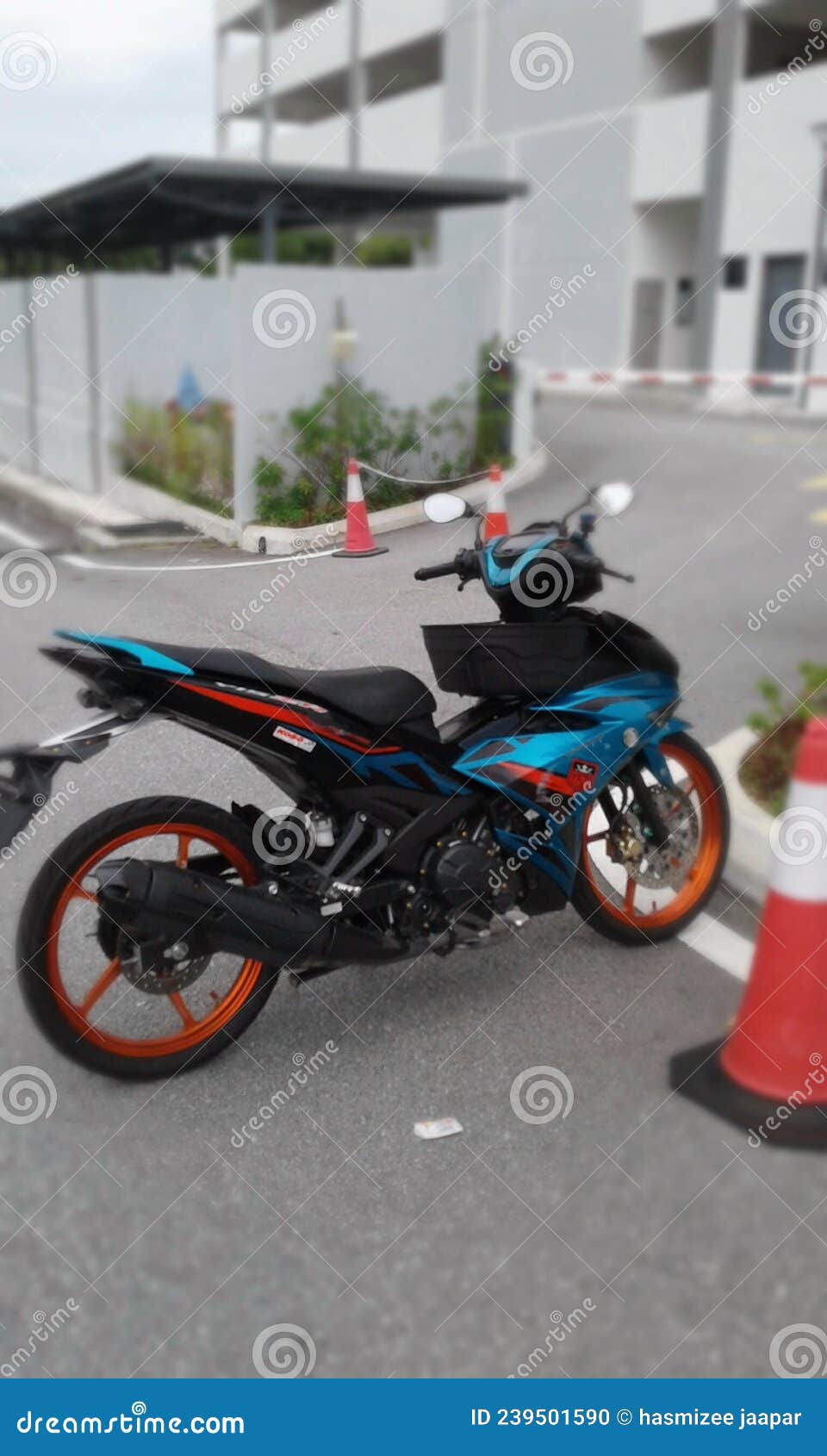 Yamaha modified editorial image. Image of bike, racing - 239501590