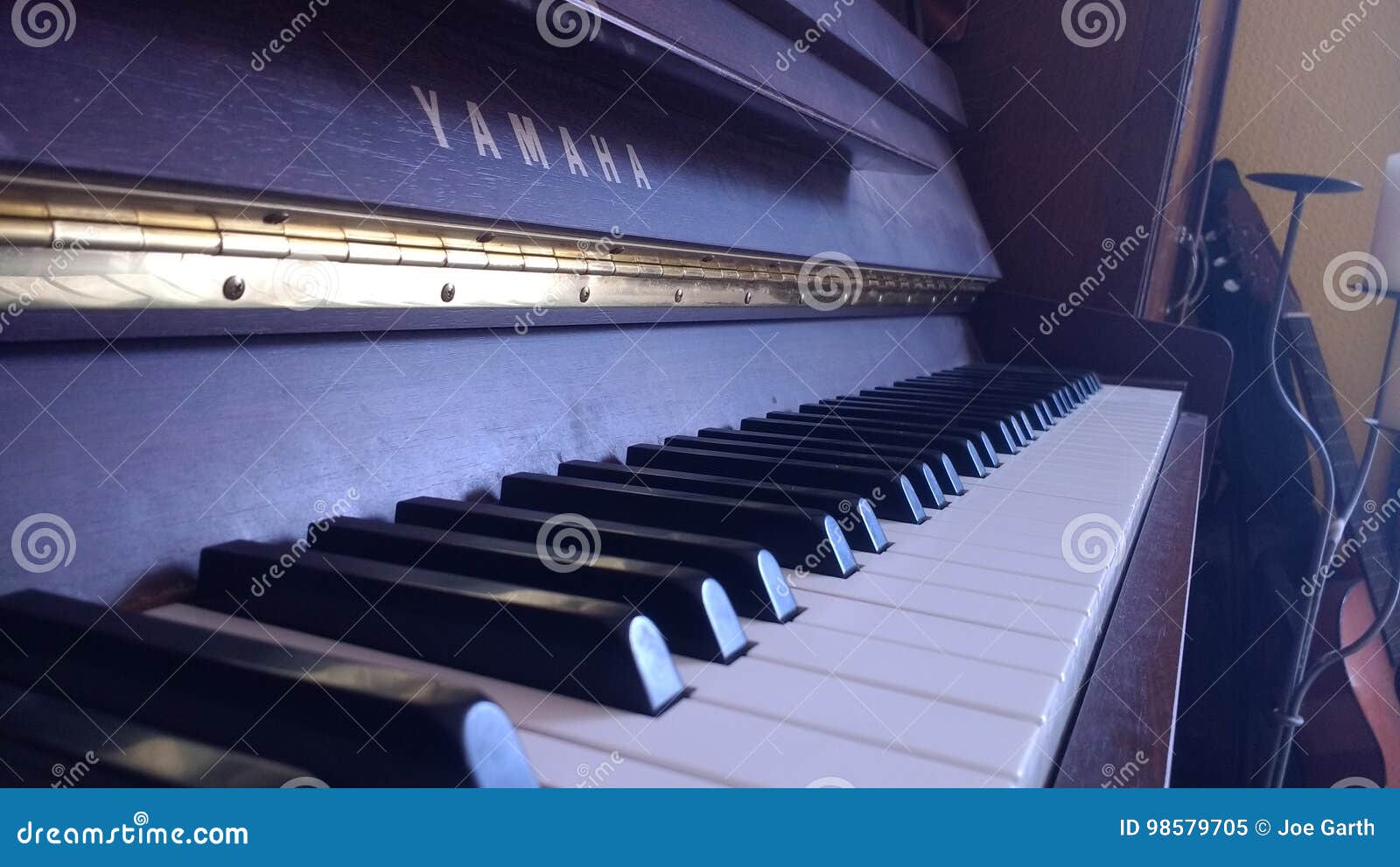 Yamaha Piano Digital Synthesizer Screen Logo Brand And Text Sign World ...