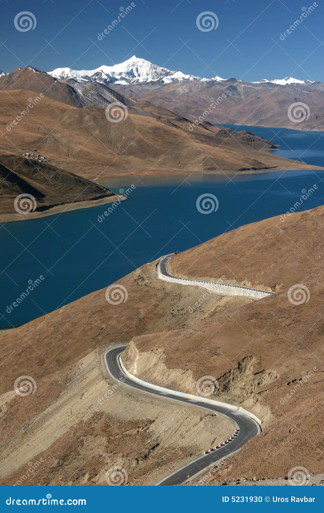 Yamdrok Tso Lake stock photo. Image of landscape, destination - 5231930