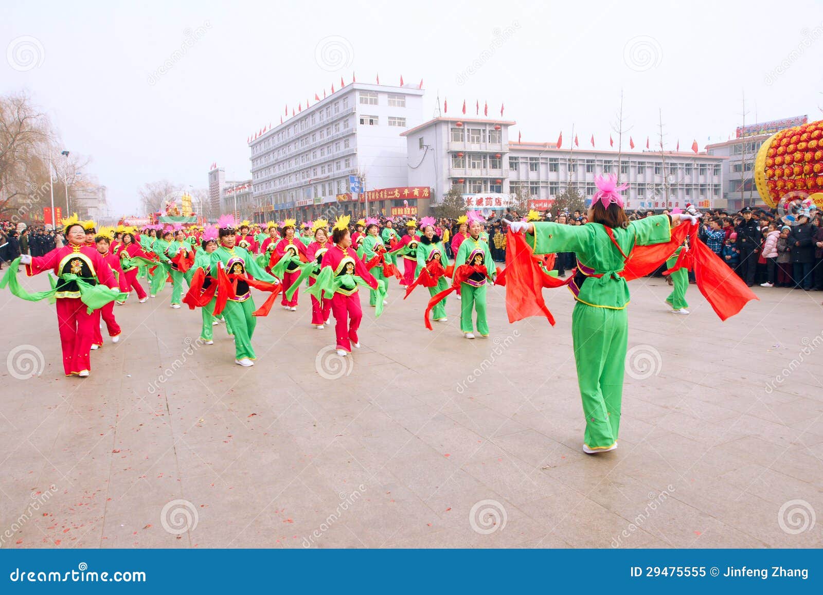 Yangko dance editorial image. Image of green, carnival - 29475555
