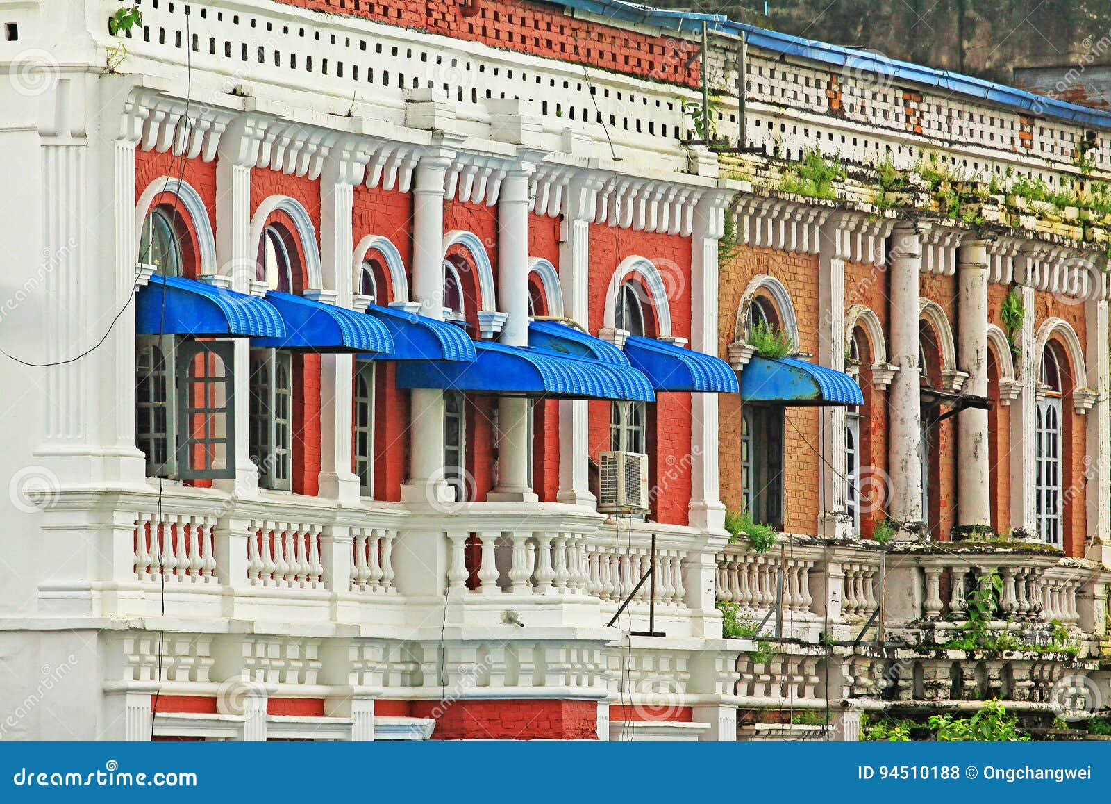 Yangon Colonial Building, Myanmar Editorial Stock Photo - Image of ...