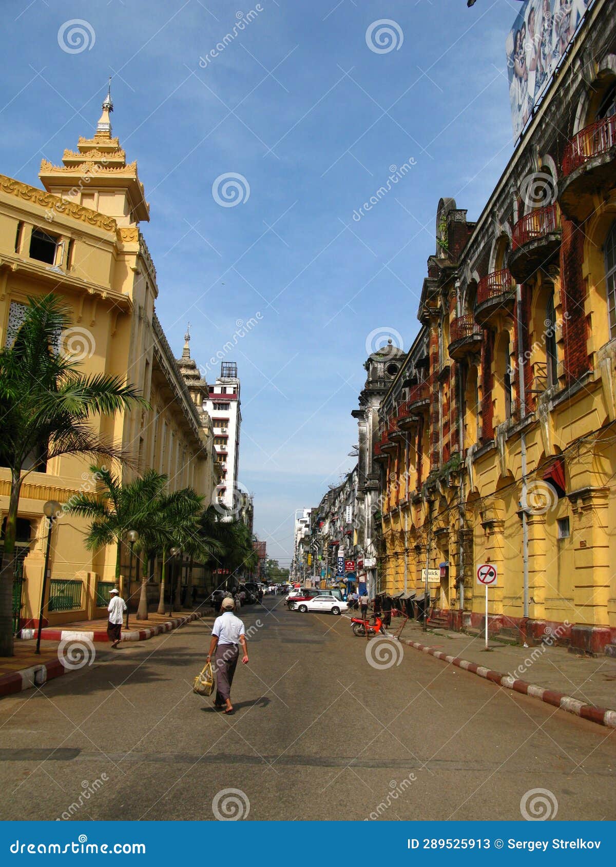 Yangon, Myanmar - 04 Jan 2010: the Street, Yangon ( Rangoon ), Myanmar ...