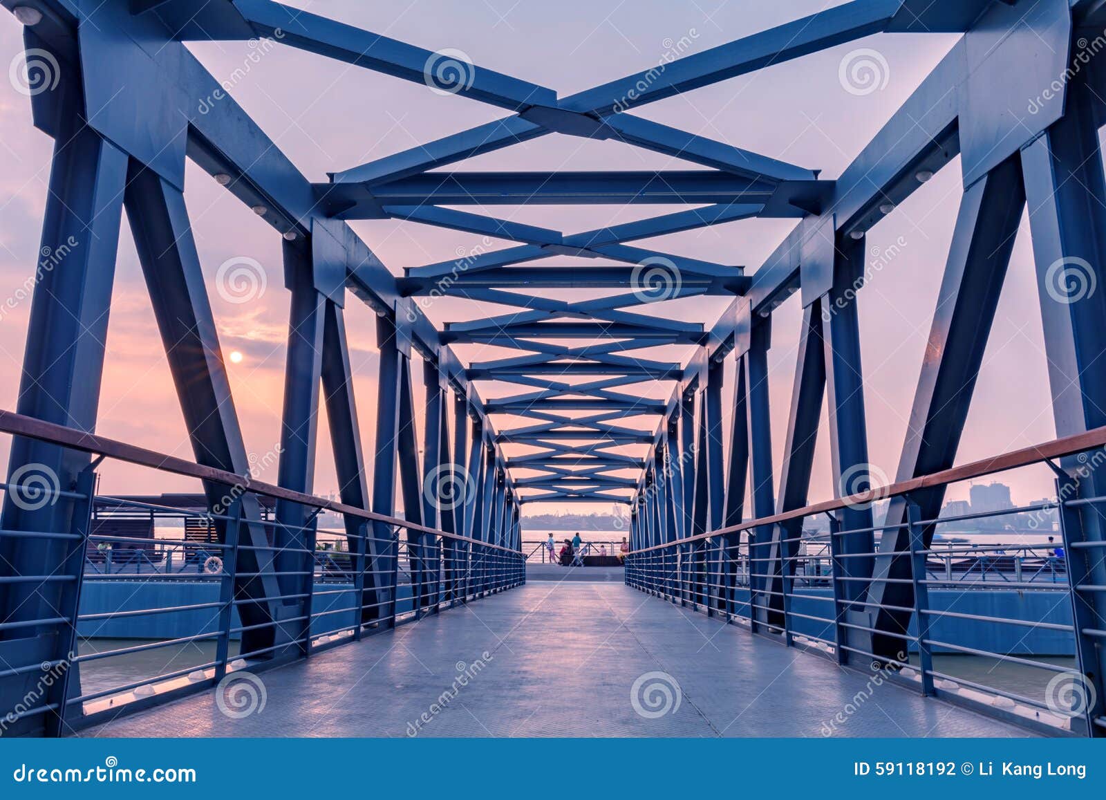 Yangtze River Viewing Platform Stock Photo - Image of outdoor, travel ...