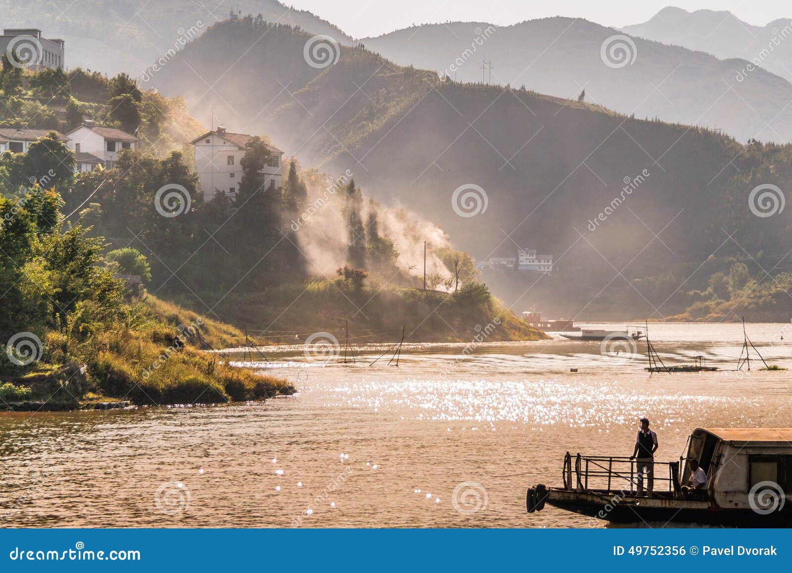 Yangzi River (Long River) in China Editorial Photo - Image of landscape ...