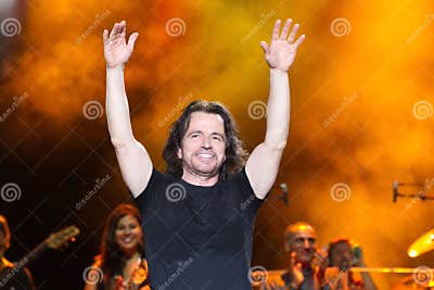 Yanni editorial image. Image of show, sound, acoustic - 22849640