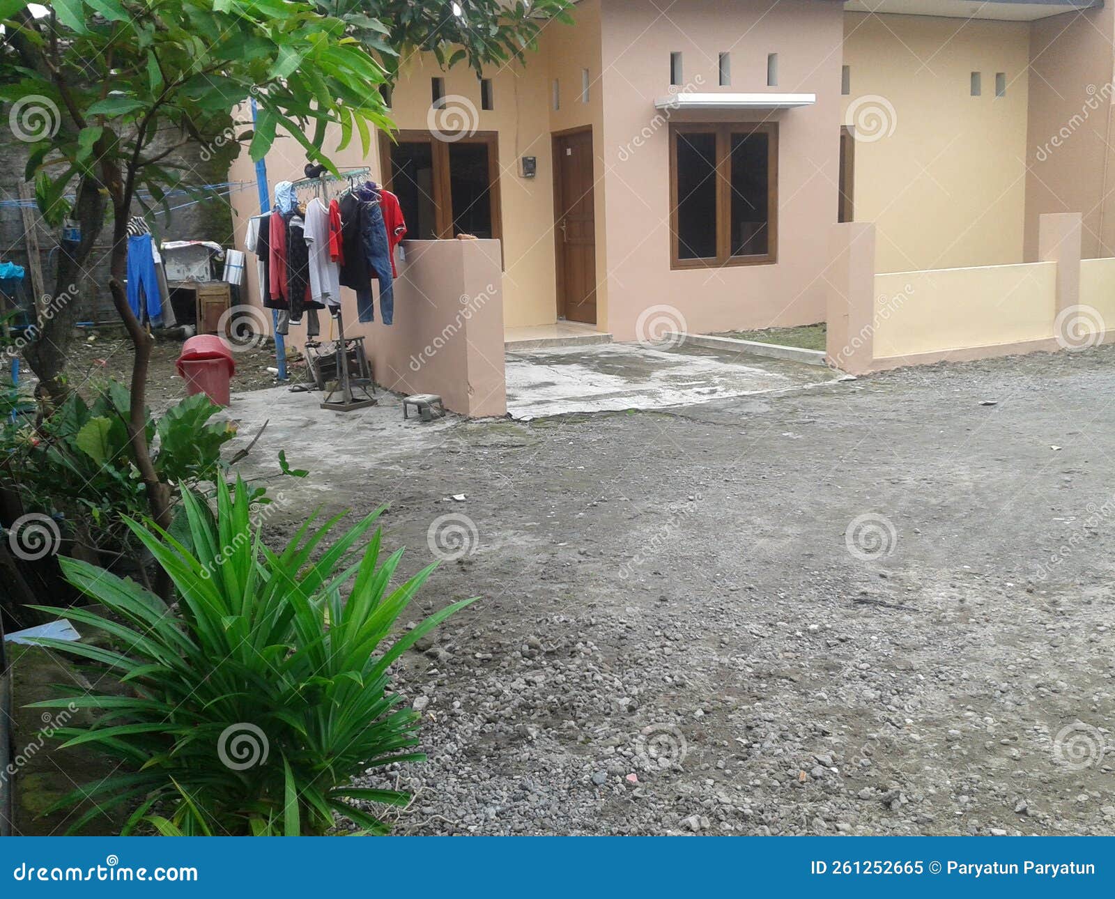 The Yard Looks Clean stock image. Image of home, looks - 261252665