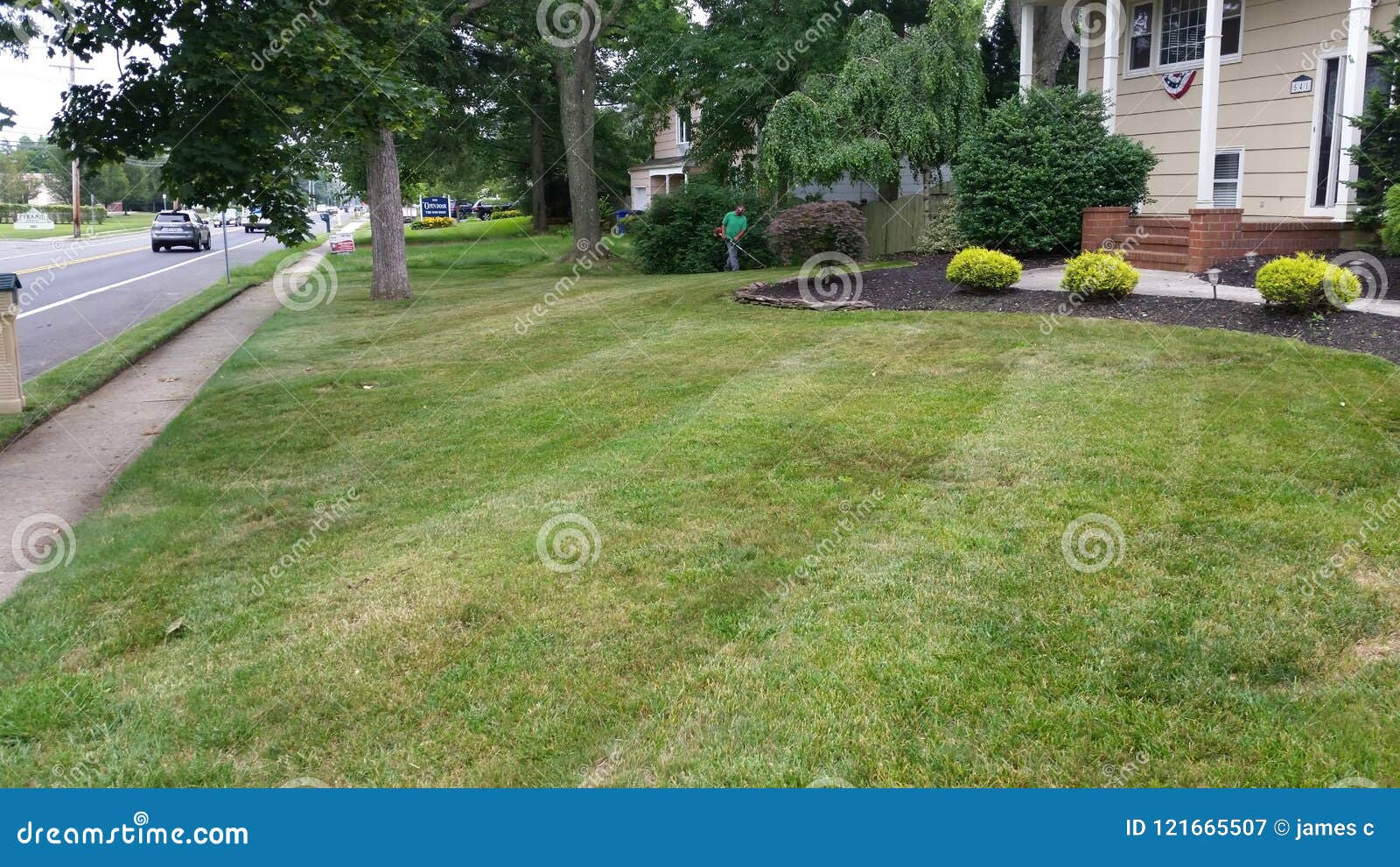 Yard work editorial photography. Image of landscape - 121665507