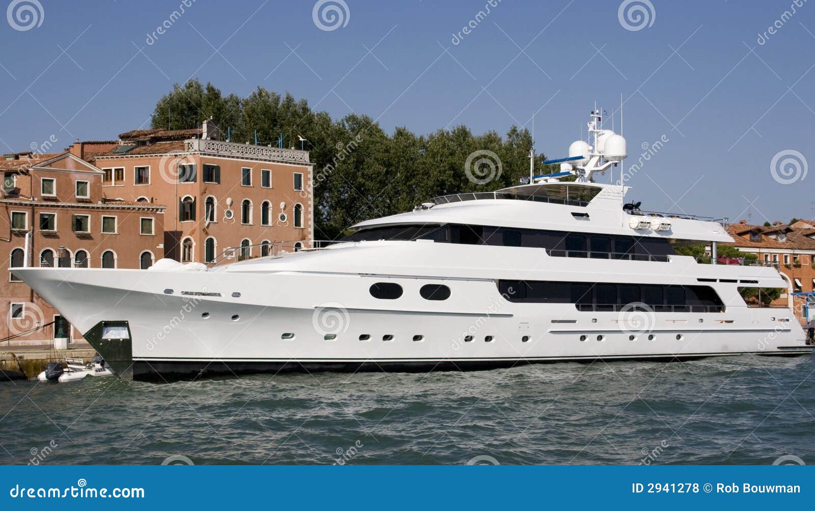 Yate foto de archivo. Imagen de velocidad, costo, gane - 2941278