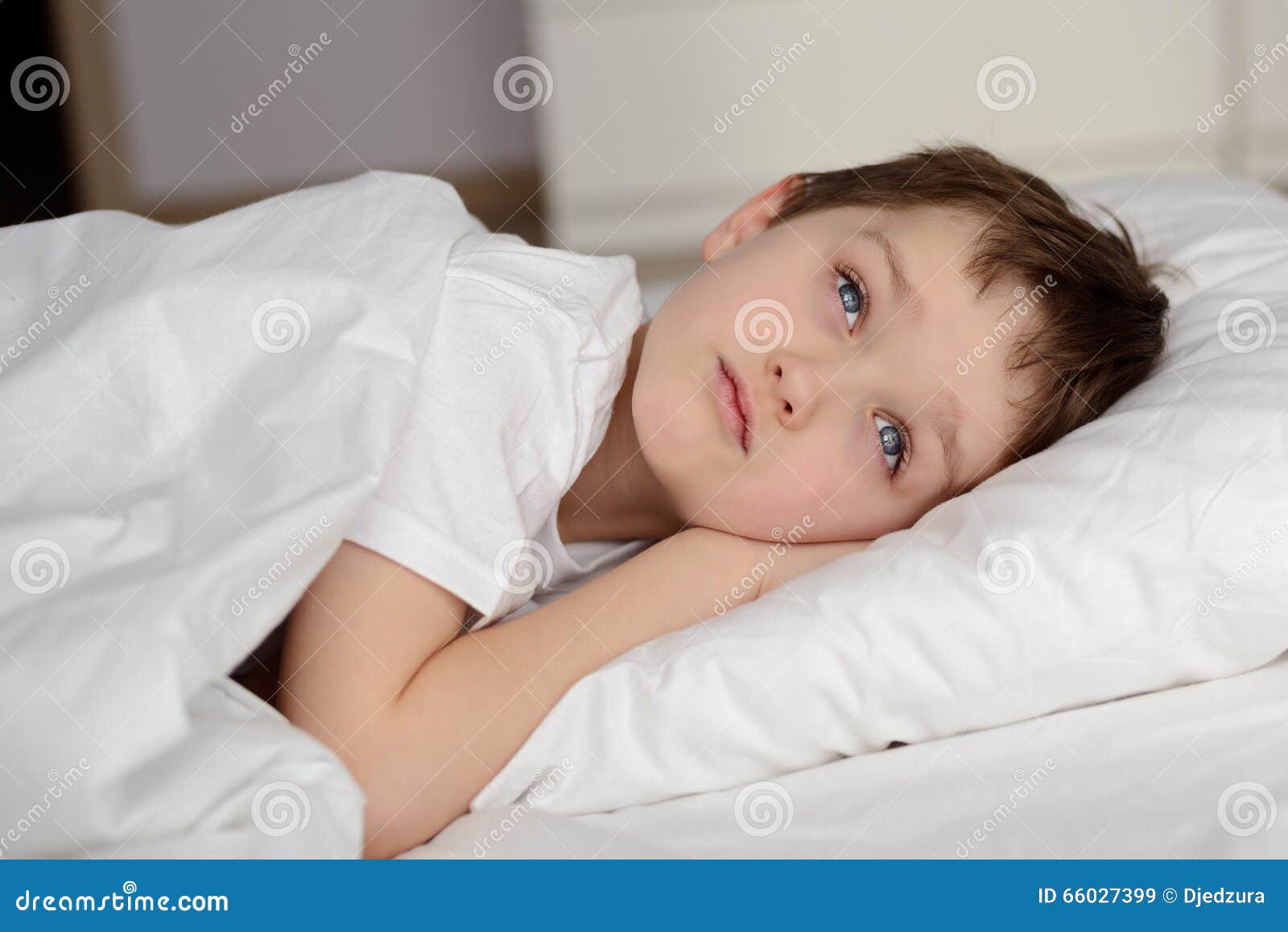 People Sleeping With Their Eyes Open