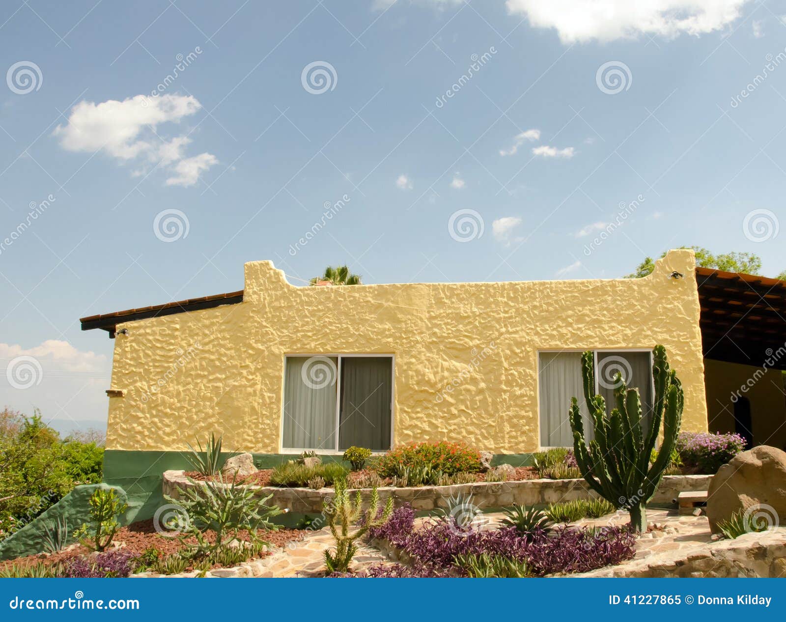 Yellow adobe Mexican house stock image. Image of outdoors - 41227865