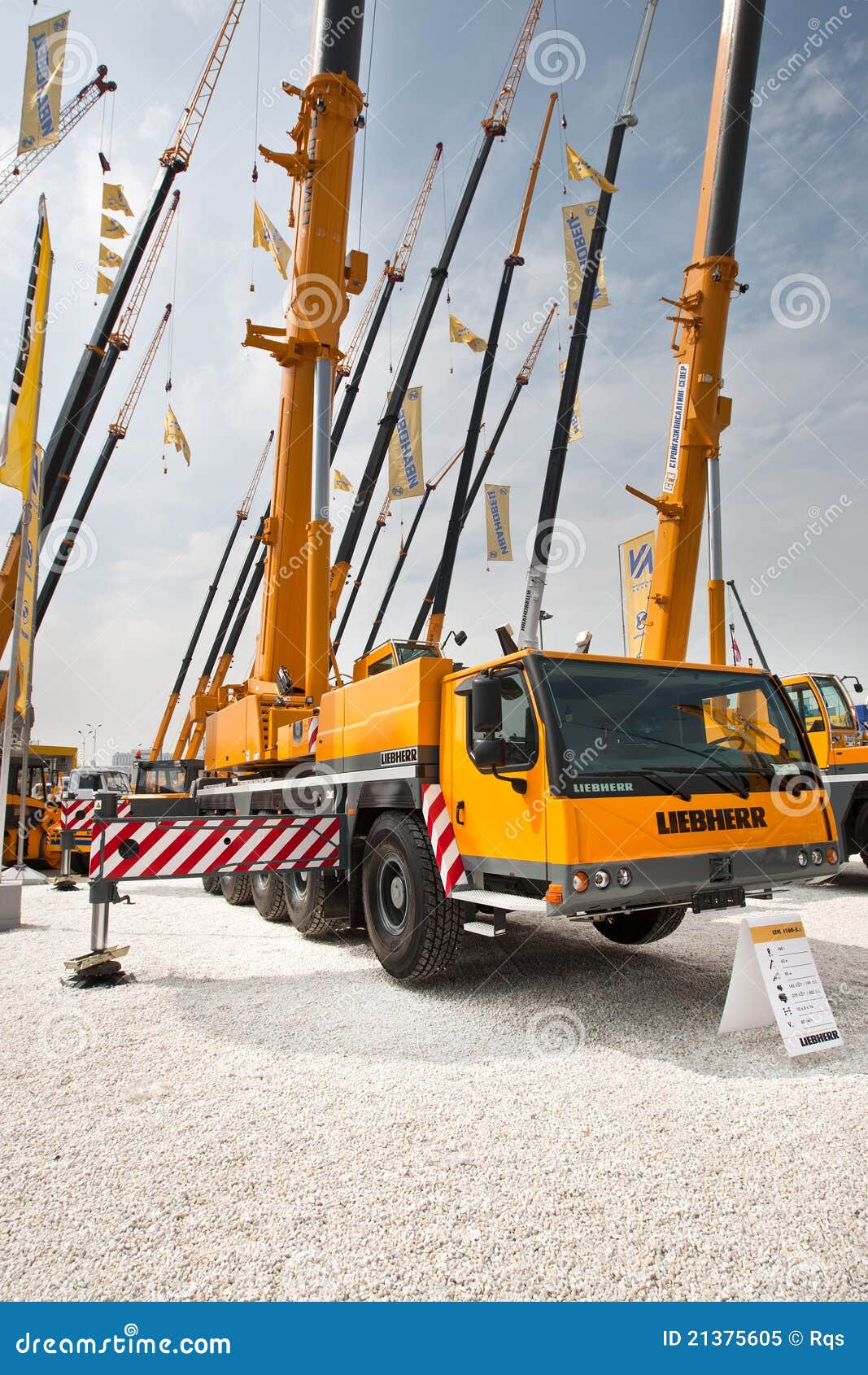Yellow auto crane editorial image. Image of digger, trowel - 21375605