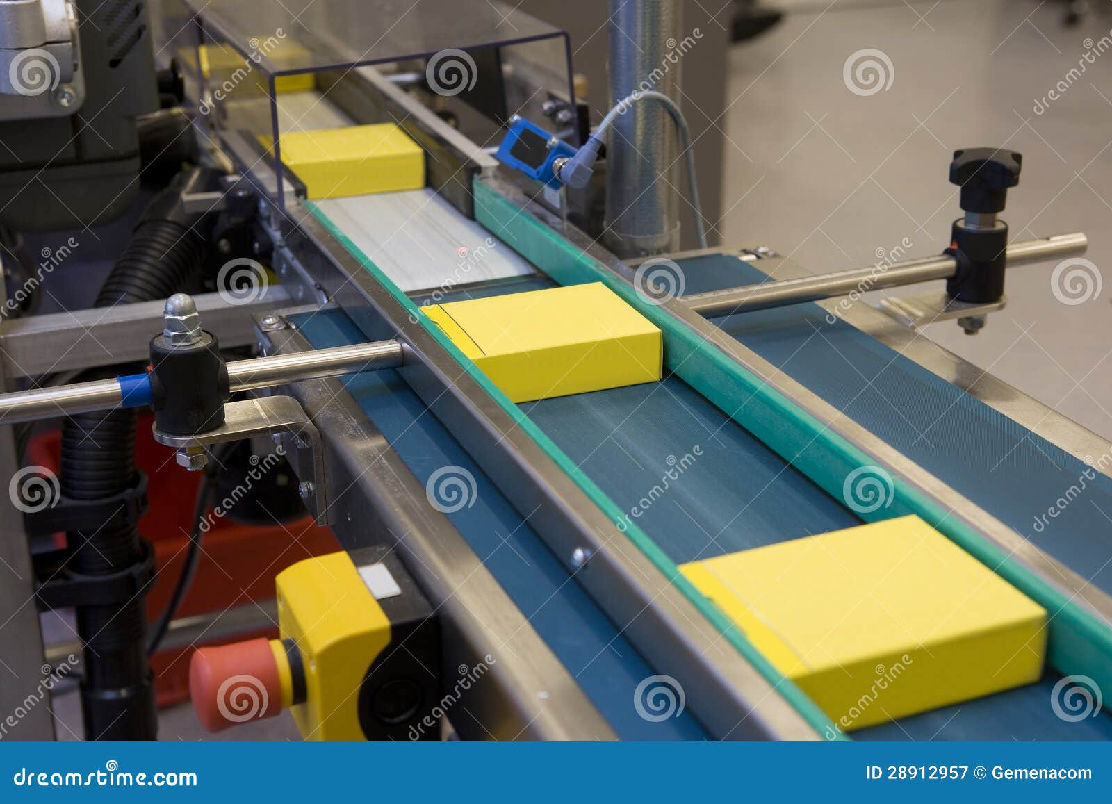 Yellow boxes production stock image. Image of manufacturing - 28912957