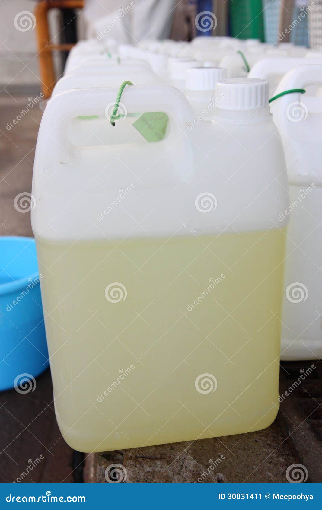 Yellow chemical bottle. stock image. Image of open, object - 30031411