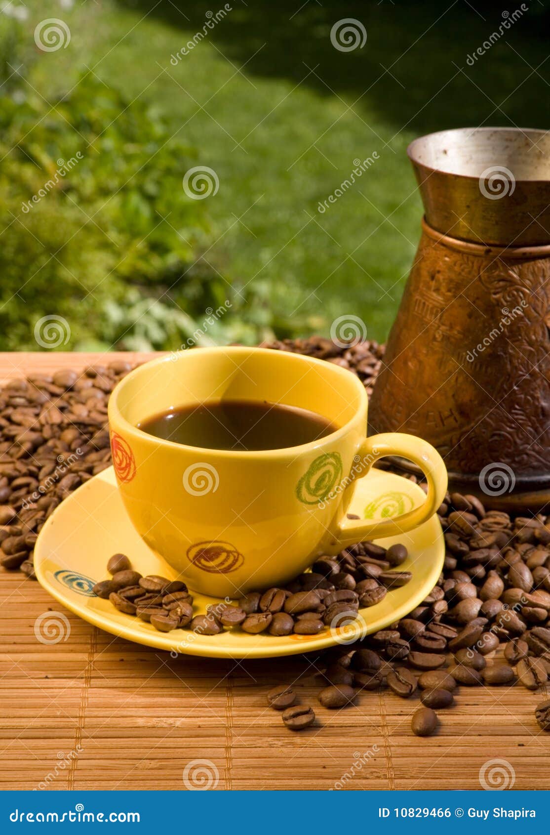 Yellow coffee cup stock photo. Image of dlyudtse, cereals - 10829466