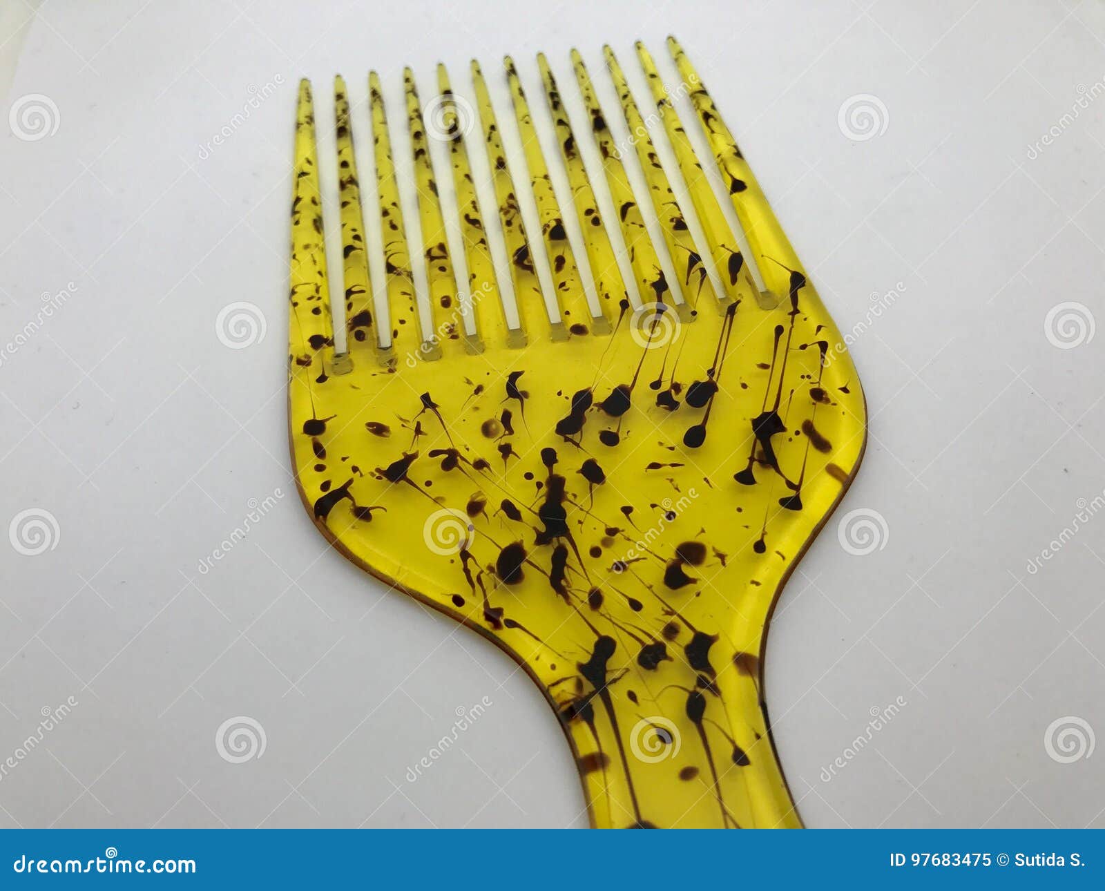 Yellow comb stock image. Image of hairstyle, hairstyling - 97683475