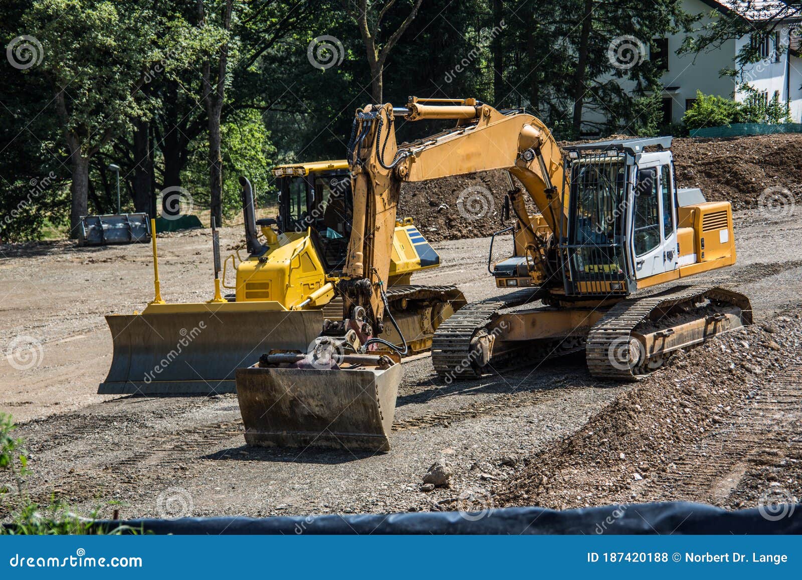 Yellow Construction Machinery Stock Photo - Image of steam, site: 187420188