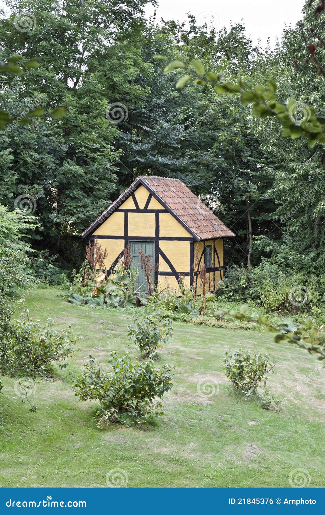 Yellow Cottage - 1662 stock photo. Image of roof, tiles - 21845376