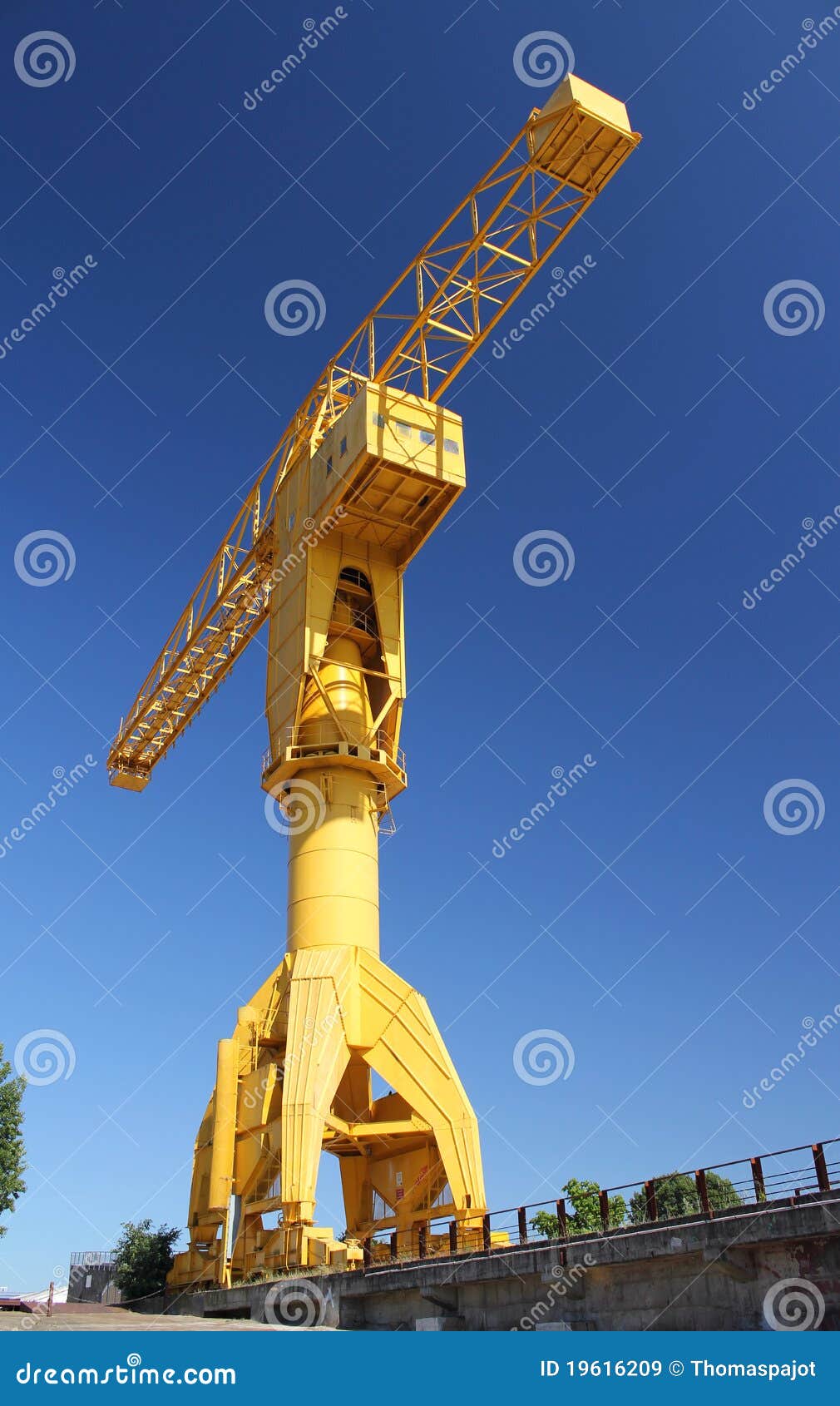 Yellow crane stock image. Image of nantes, construction - 19616209