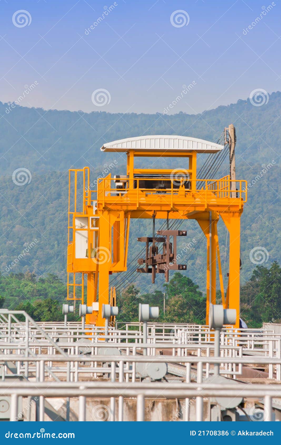 Yellow crane stock photo. Image of danger, construction - 21708386